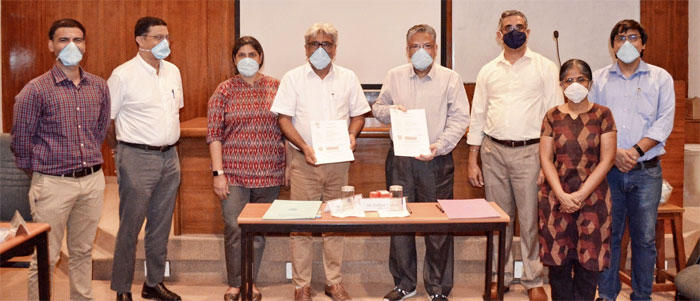 Comfortable face mask designed by CeNS could encourage public to use it ...